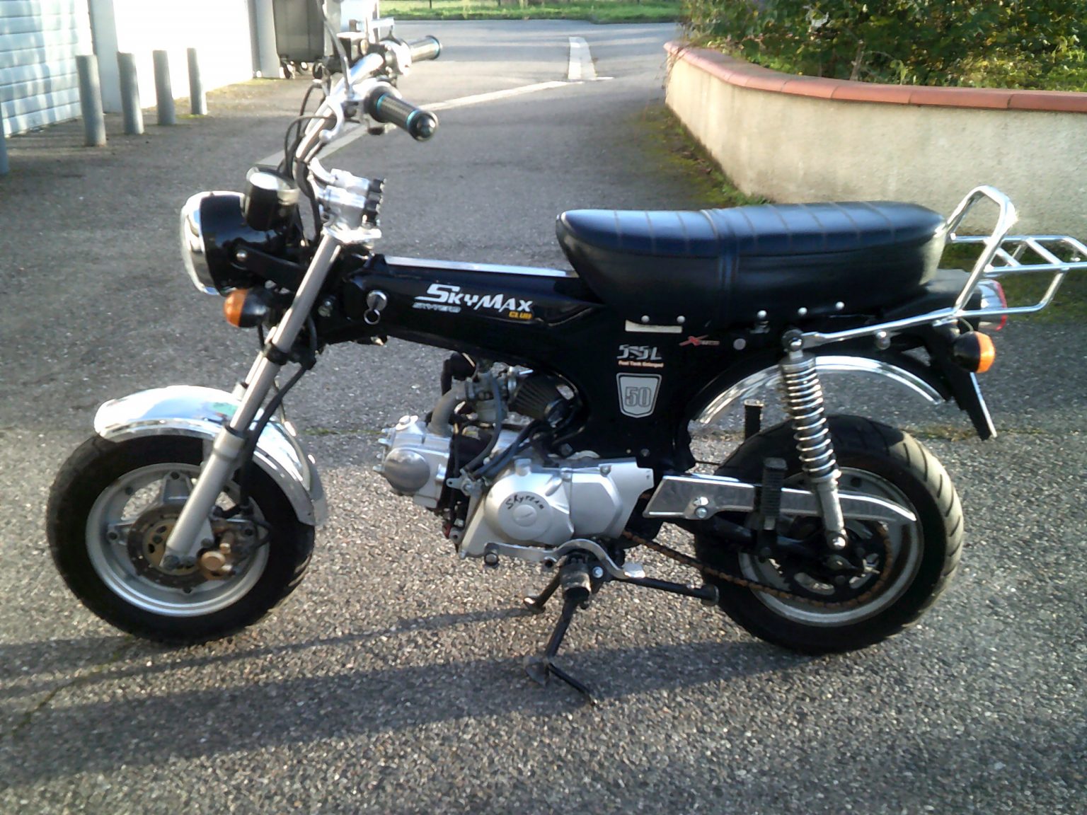 SKYTEAM SKYMAX CLUB DAX 50 CC – Europ-moto